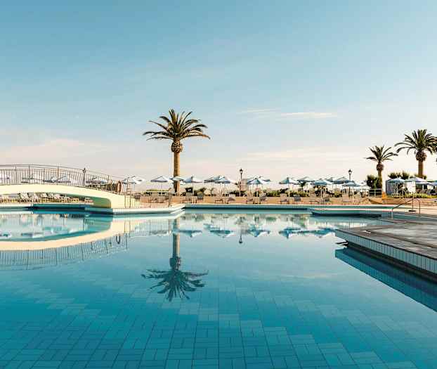 Creta Star i Rethymnon - Boka hotell hos Ving idag!