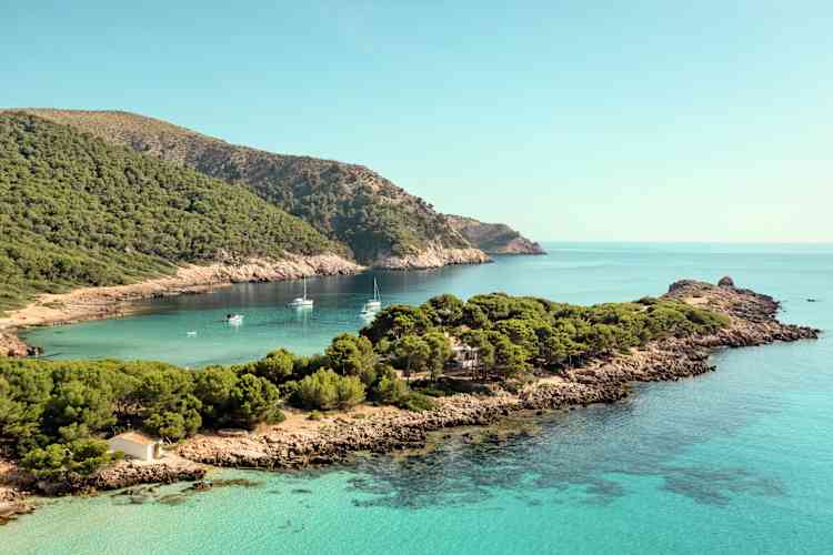 Boka din resa med Ving – charter- och paketresor till hela världen