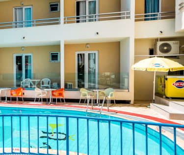 Hotel Koala i Kos stad - Boka hotell hos Ving idag!