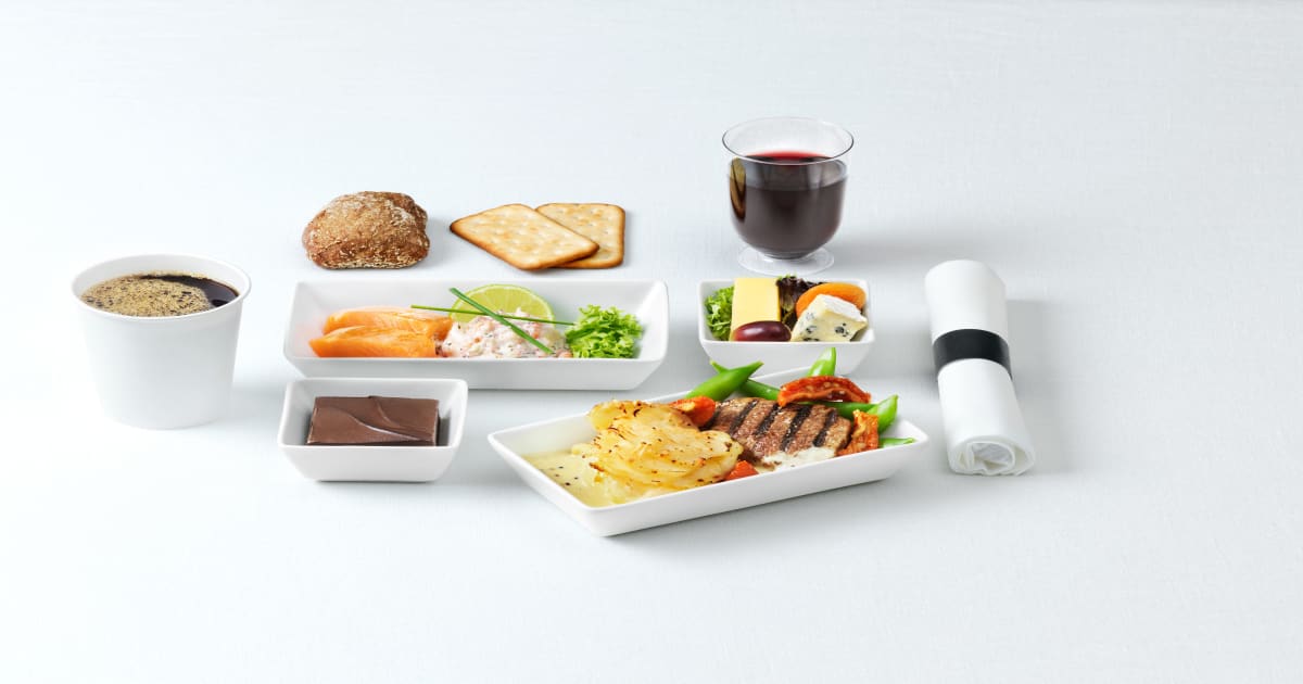 Mat och dryck ombord på våra flyg - Ving